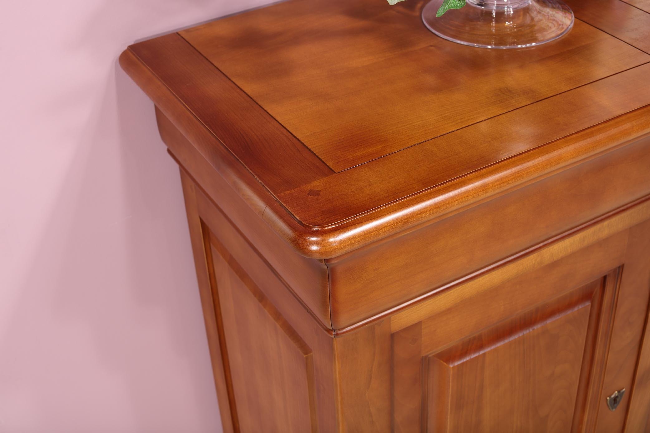 Petit Buffet 2 portes a en merisier massif de style Louis Philippe ...